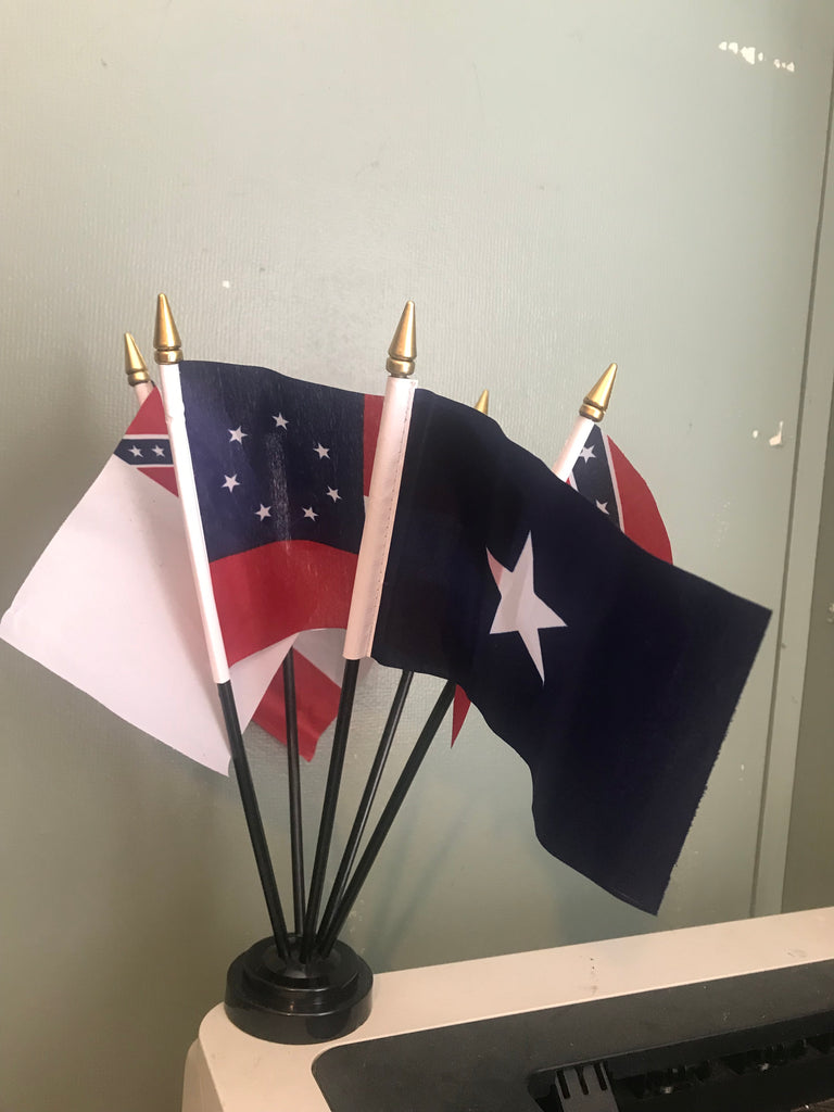 6 FLAG DESK SET – CONFEDERATE FLAGS AND MORE